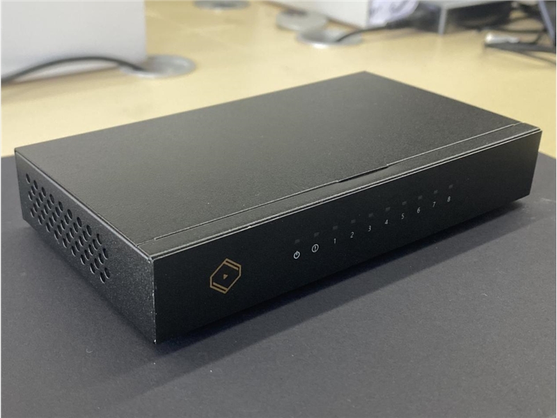 千兆HIFI音响交换机Silent Angel Bonn N8开箱-站长之家